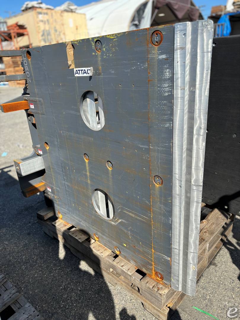 2017 Loron Carton Clamps | Eliftruck