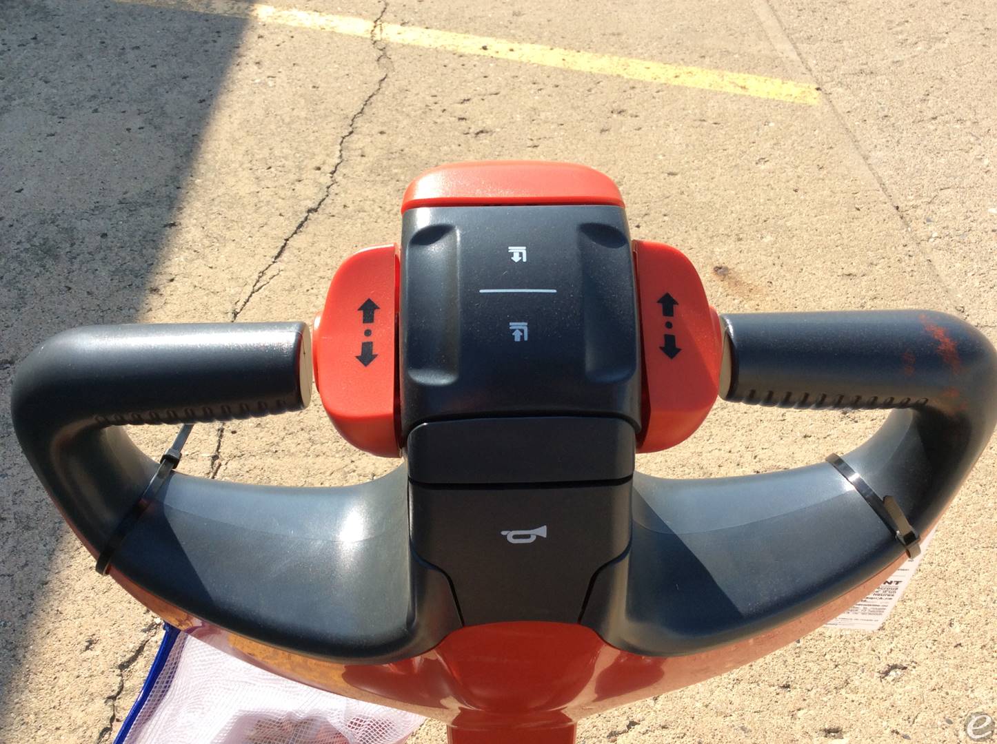 2022 Electric Linde MT18 Electric Walkie Pallet Jack