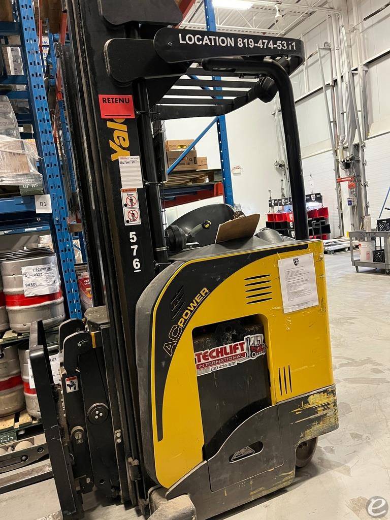 2016 Electric Yale NDR035EB Electric Narrow Aisle Double Reach