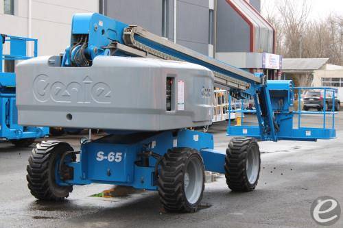 2015 Diesel Genie S65 Articulated Boom