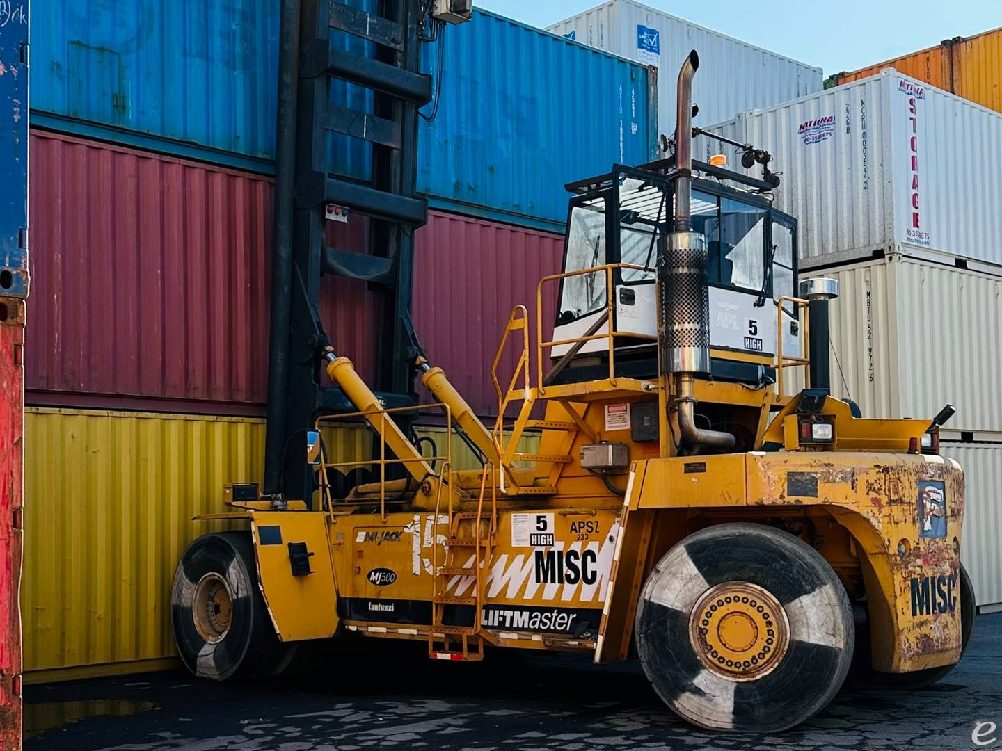 2001 Diesel Fantuzzi Container Handlers (Loaded/Empty) | Eliftruck