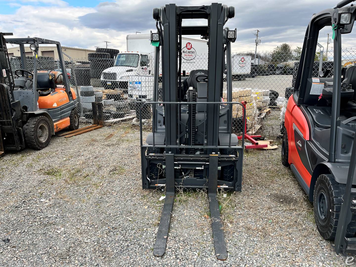 2023 LP Gas Linde H25T Pneumatic Tire 4 Wheel Sit Down