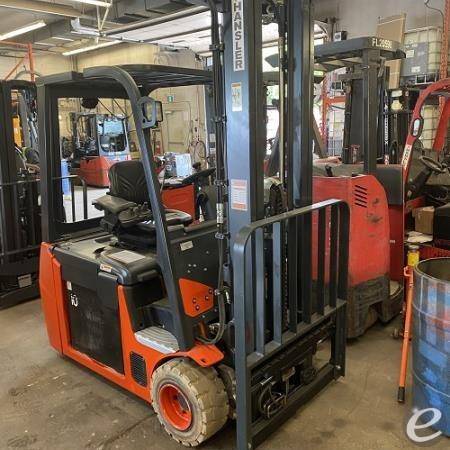 2020 Electric Linde Electric 3 Wheel Sit Down | Eliftruck