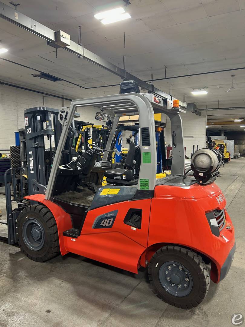 2024 LP Gas Heli Pneumatic Tire 4 Wheel Sit Down | Eliftruck