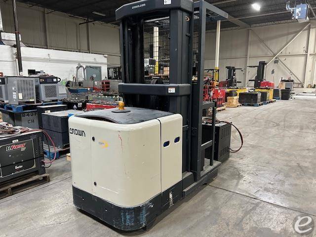 2005 Electric Crown Order Pickers SP3410-30 - 123Forklift