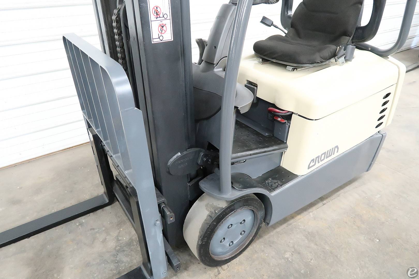 2003 Electric Crown SC4020-30 Electric 3 Wheel Sit Down
