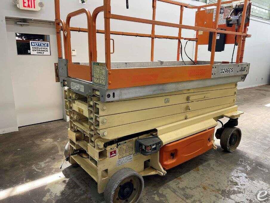 2007 Electric JLG Scissor Lifts 3246ES - 123Forklift