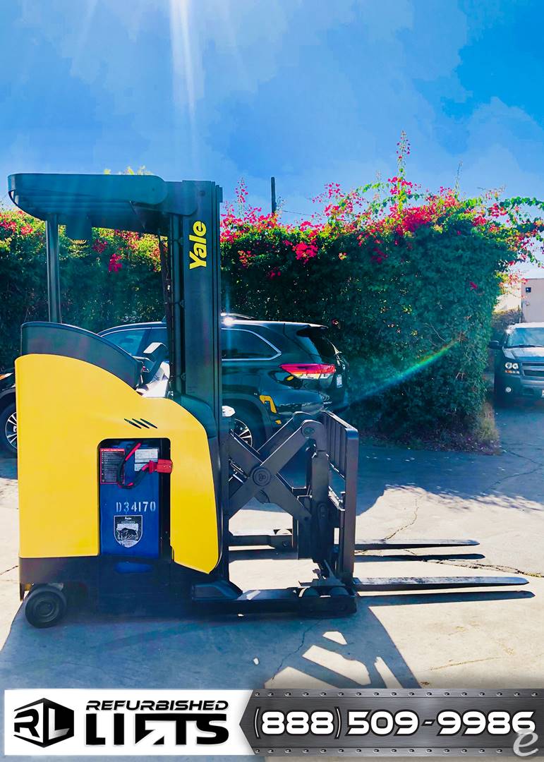 2012 Electric Yale NR040 Electric Narrow Aisle Single Reach