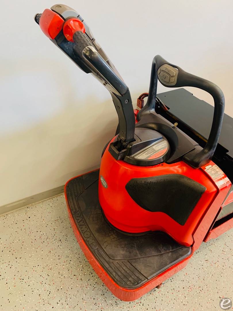 2012 Electric Raymond Electric Walkie/Rider Pallet Jack | Eliftruck