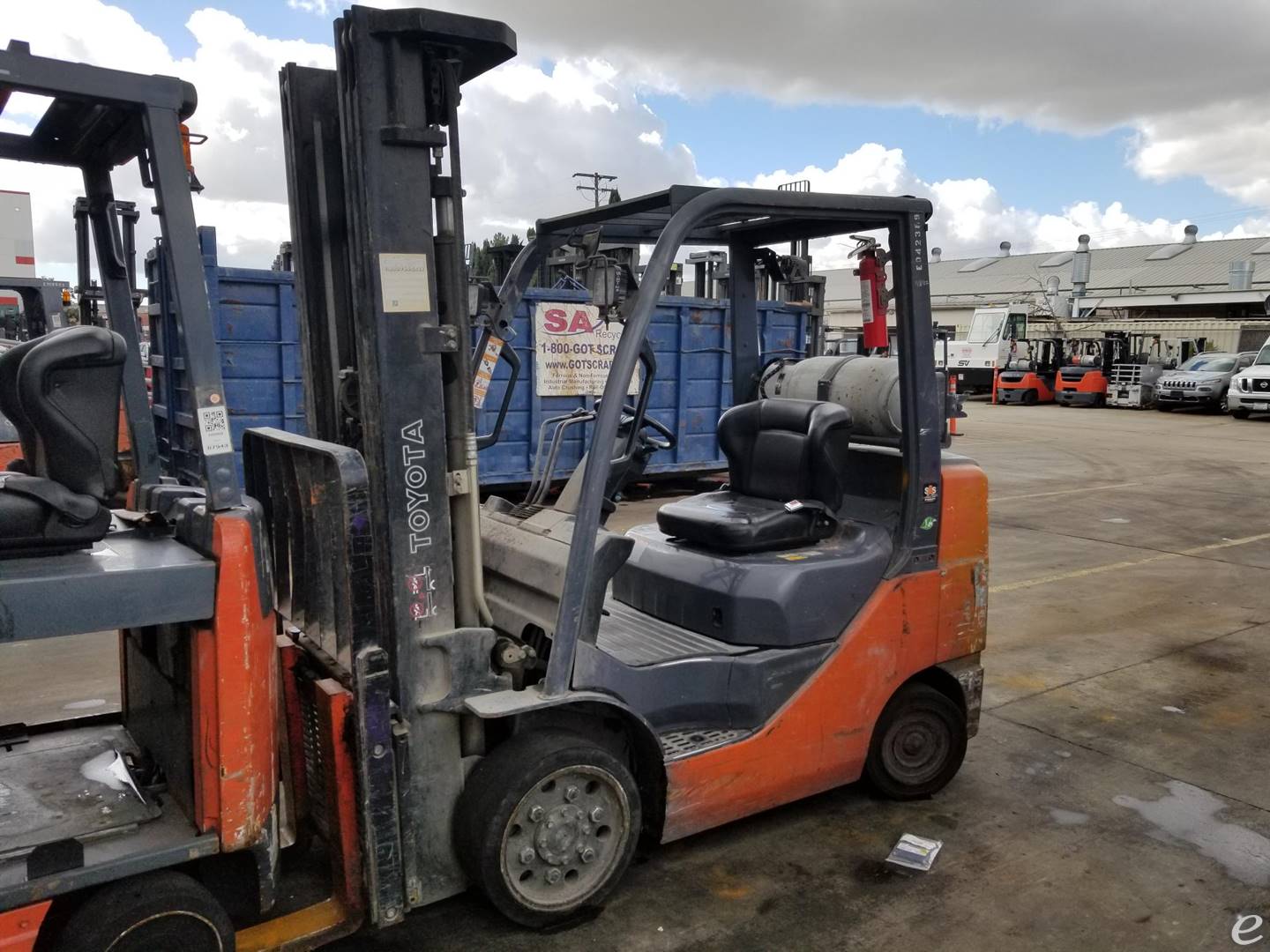 2018 LP Gas Toyota 8FGCU30 Cushion Tire 4 Wheel Sit Down (Indoor Warehouse)