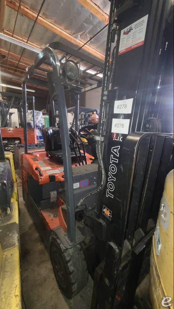 2009 Electric Toyota 7FBEU18 Electric 3 Wheel Sit Down