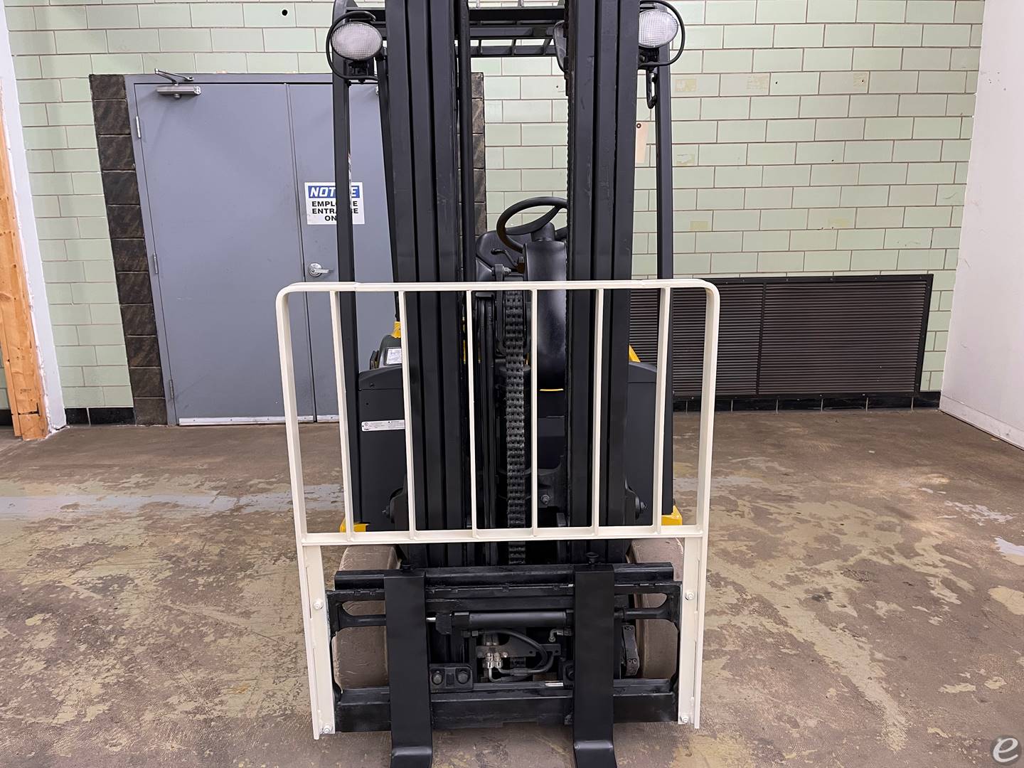 2009 Electric Yale ERP040 Electric 3 Wheel Sit Down