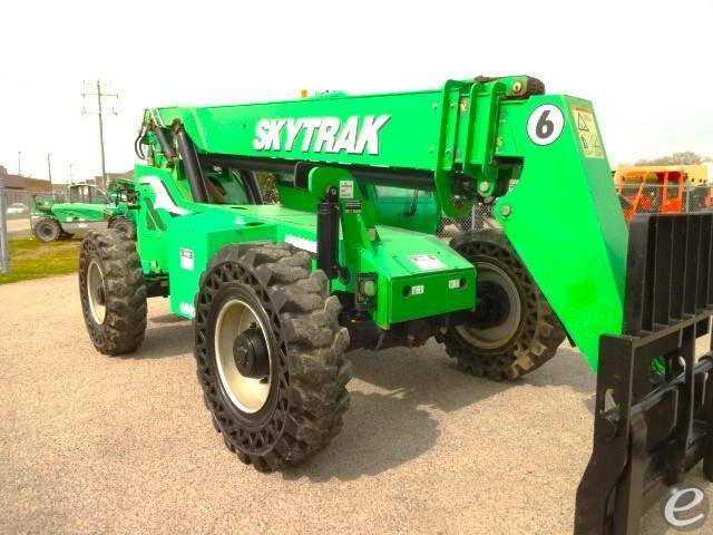 2014 Diesel Skytrak Telehandlers 6042 - 123Forklift