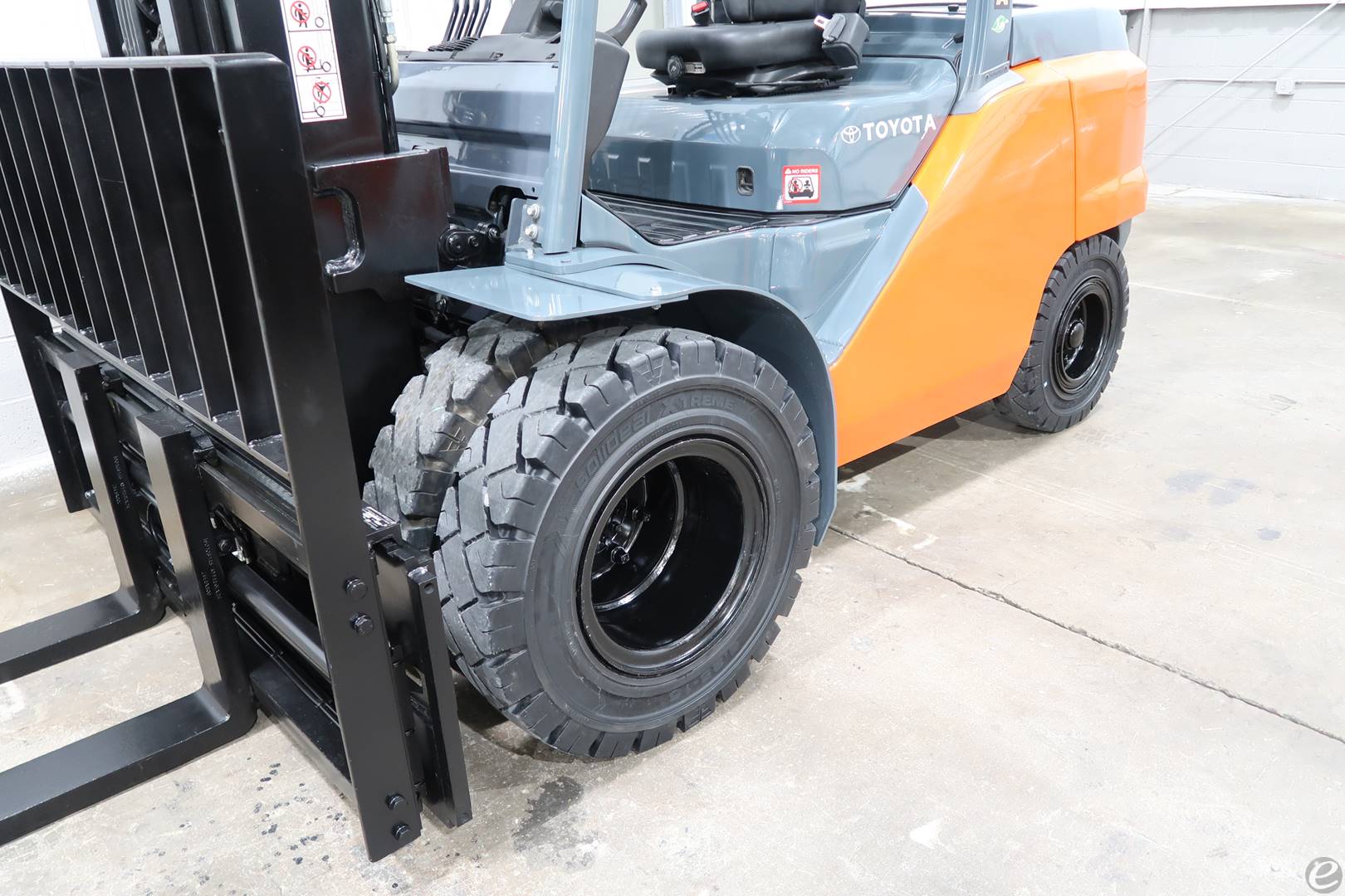 2015 LP Gas Toyota Pneumatic Tire 4 Wheel Sit Down | Eliftruck