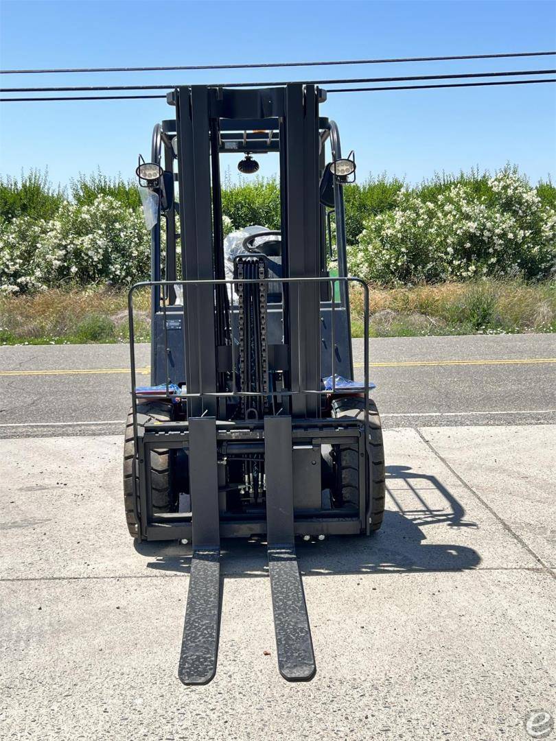 2023 Diesel Taylor GT60 Pneumatic Tire 4 Wheel Sit Down