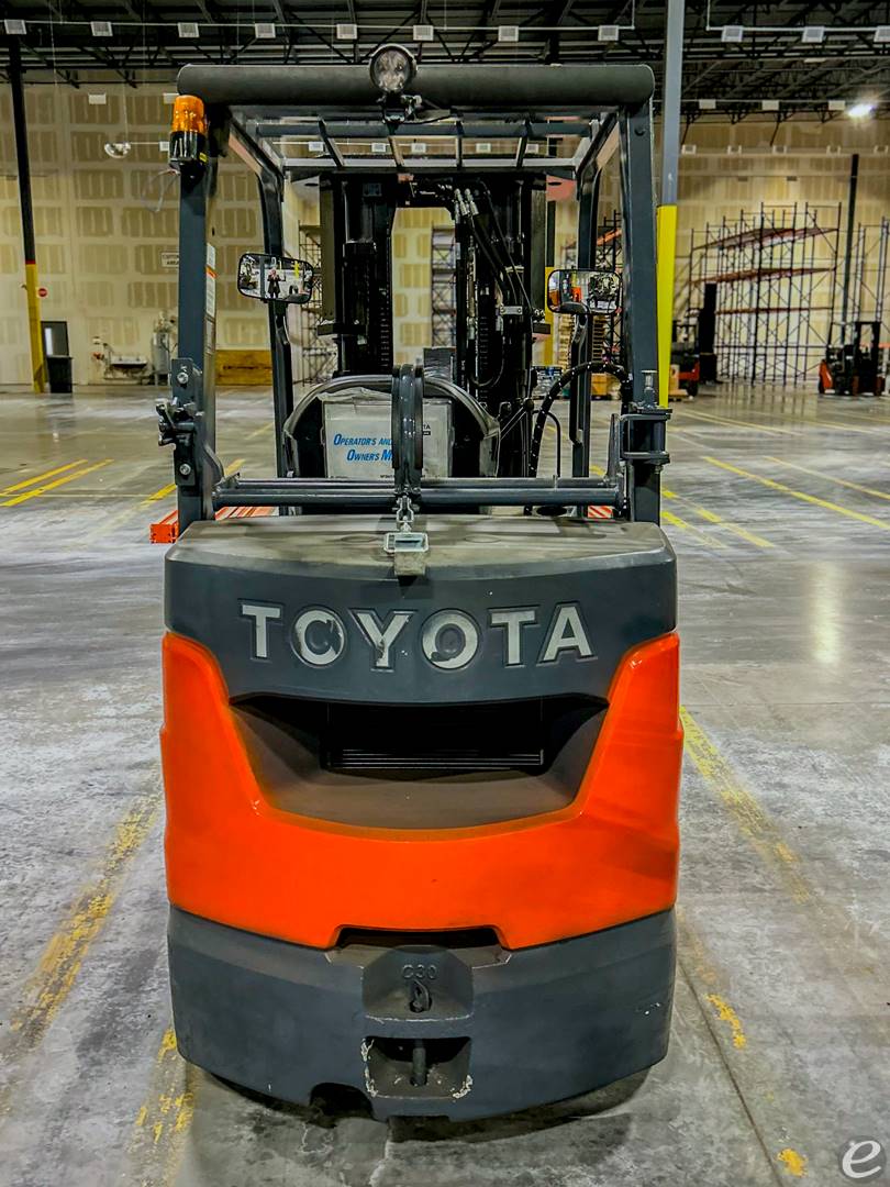 2020 LP Gas Toyota 8FGCU30 Cushion Tire 4 Wheel Sit Down (Indoor Warehouse)