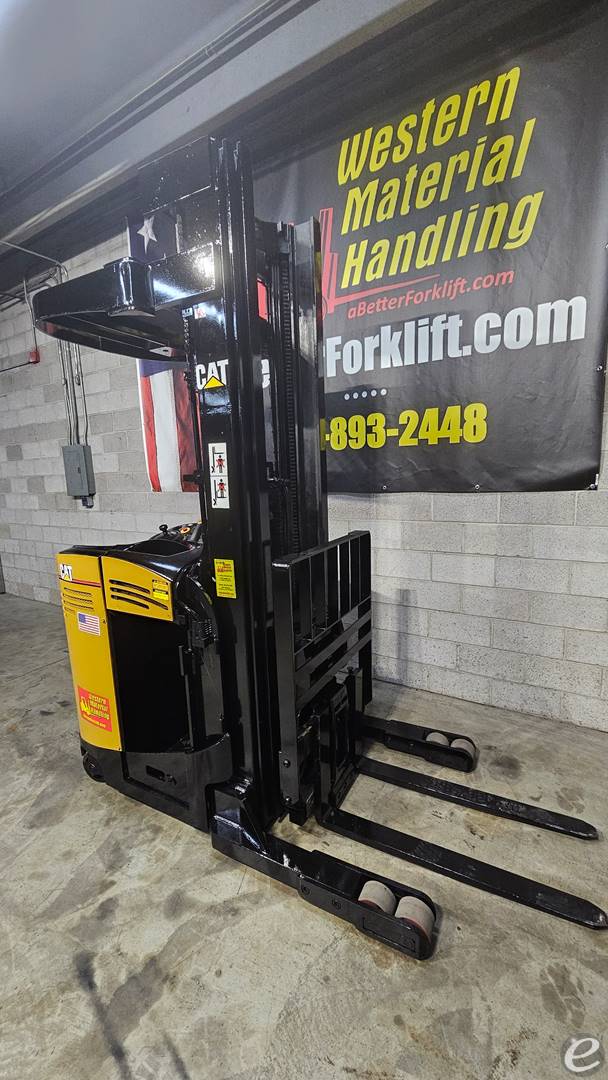 2010 Electric Cat Electric Narrow Aisle Single Reach | Eliftruck