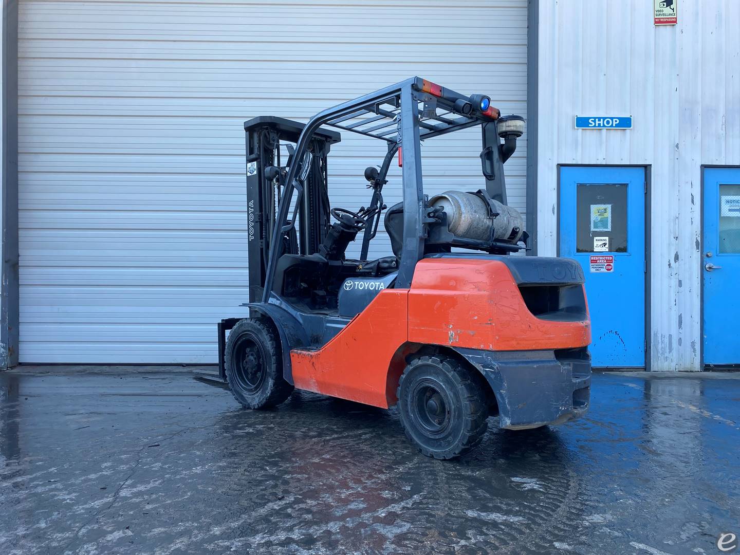 LP Gas Toyota 8FGU30 Pneumatic Tire 4 Wheel Sit Down