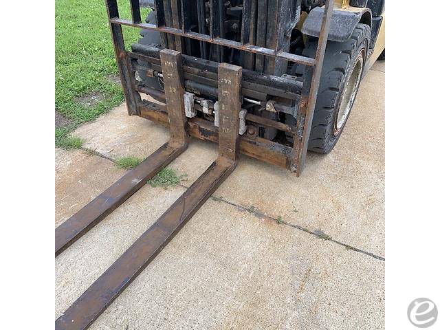 2013 LP Gas Yale Sit Down Rider GP050VX - 123Forklift