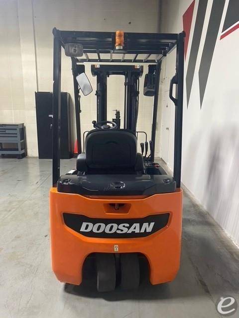 2018 Electric Doosan B20T-7 Electric 3 Wheel Sit Down