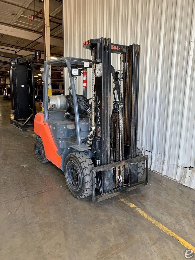 2018 LP Gas Toyota 8FGU32 Pneumatic Tire 4 Wheel Sit Down