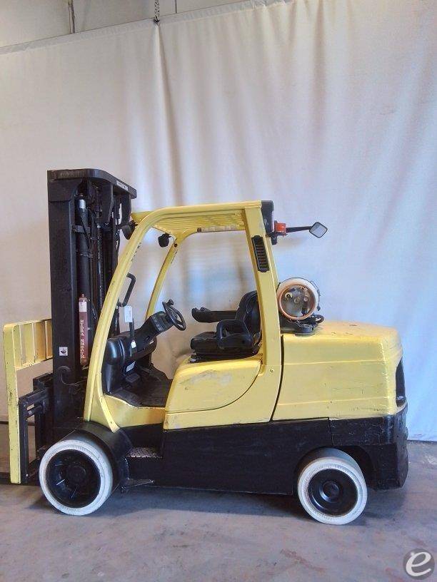 2011 LP Gas Hyster Cushion Tire 4 Wheel Sit Down (Indoor Warehouse ...