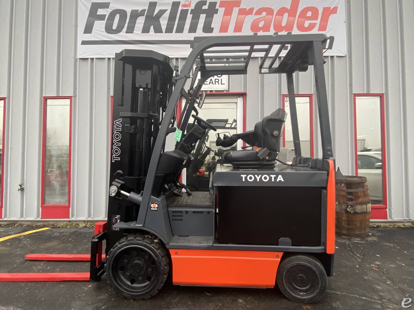 2015 Electric Toyota 8FBCHU25 Electric 4 Wheel Sit Down