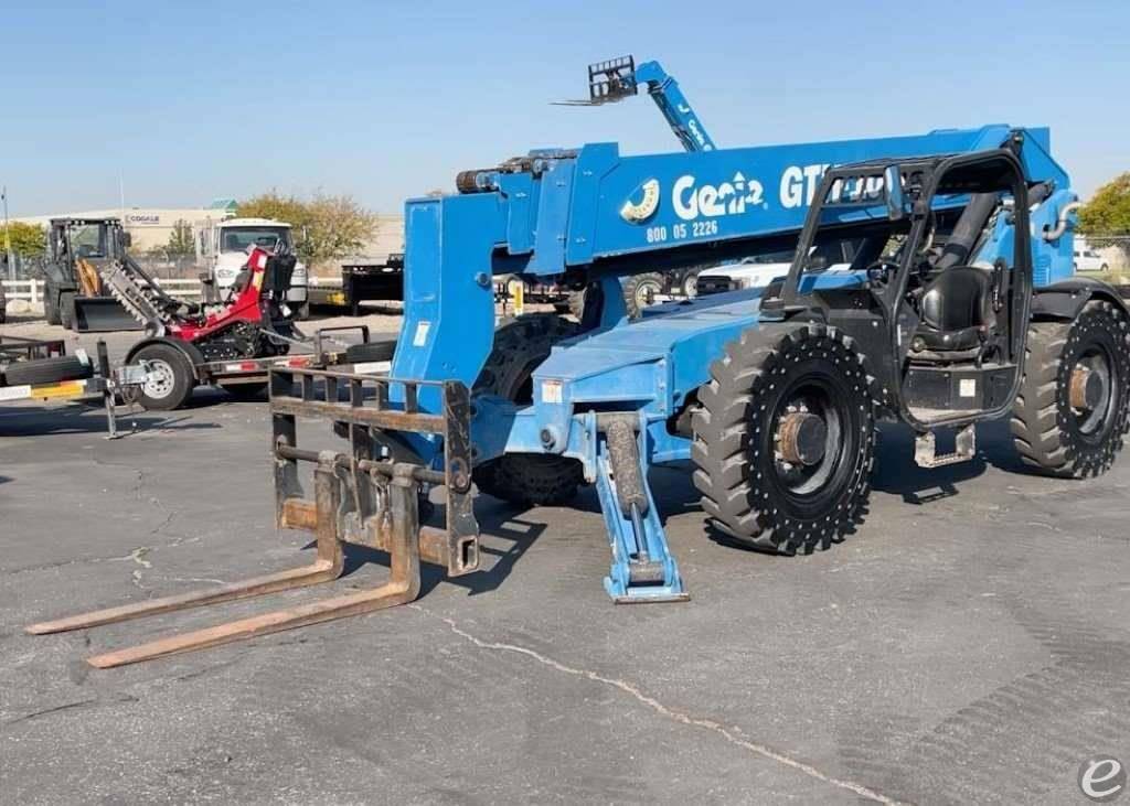 2015 Diesel Genie Telehandlers GTH-1056 - 123Forklift