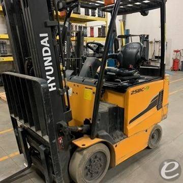 2018 Electric Hyundai 25BC-9 Electric 4 Wheel Sit Down