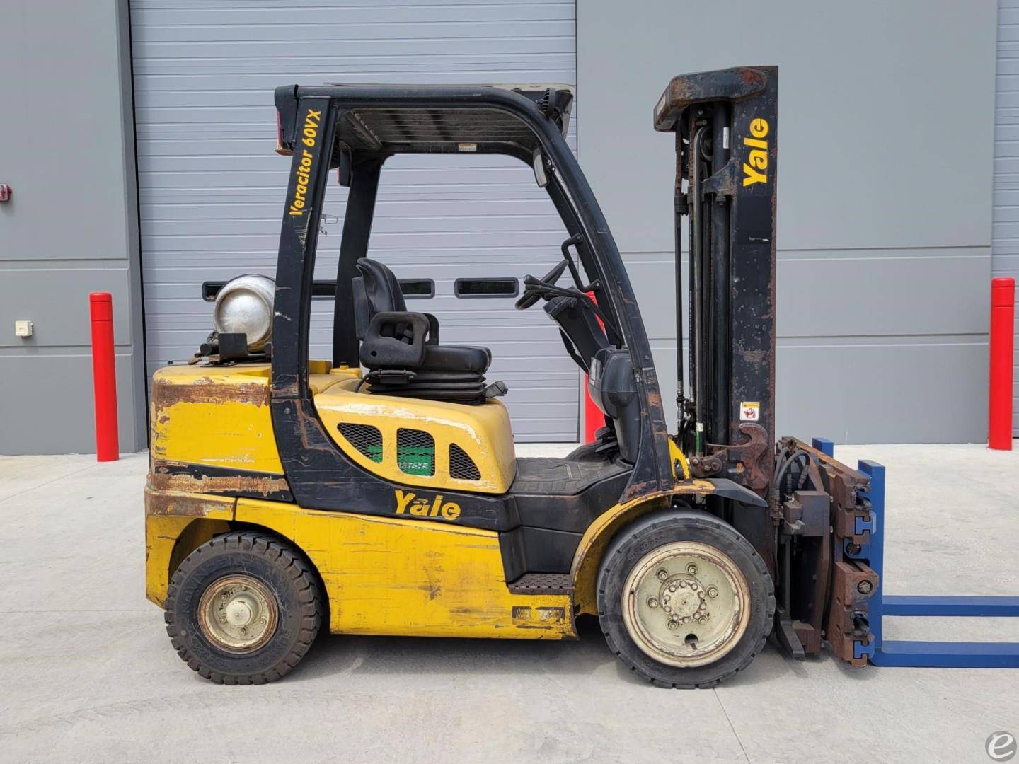 2015 LP Gas Yale GLP060VX Pneumatic Tire 4 Wheel Sit Down