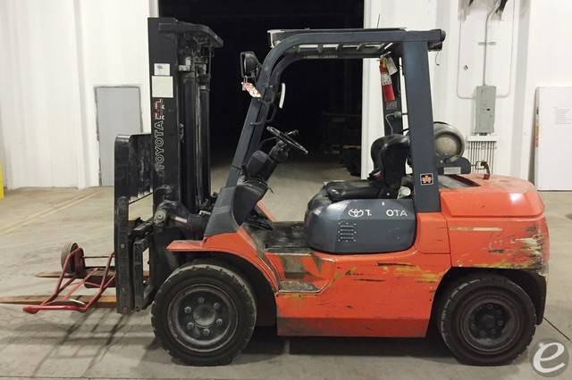 2010 LP Gas Toyota 7FGU35 Pneumatic Tire 4 Wheel Sit Down