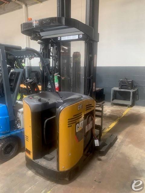 2006 Electric Cat NR4500 Electric Narrow Aisle Single Reach