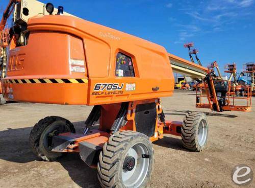 2022 Diesel JLG 670SJ