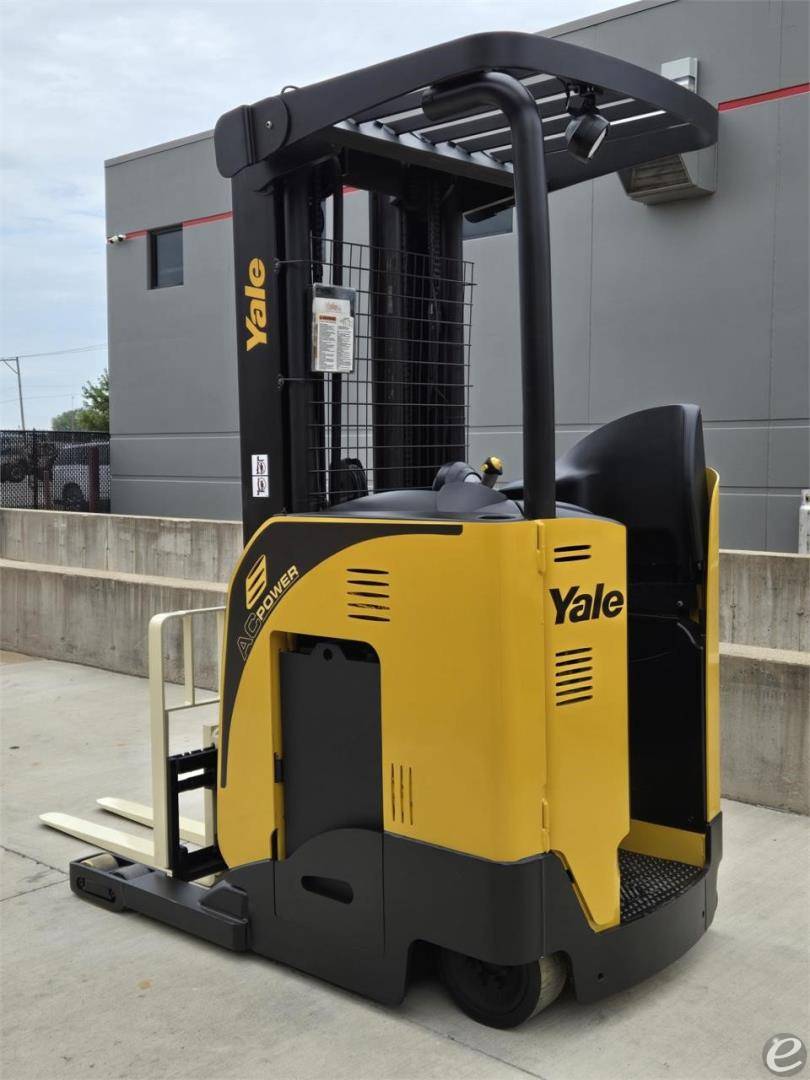 2018 Electric Yale Reach Trucks NR045EB - 123Forklift