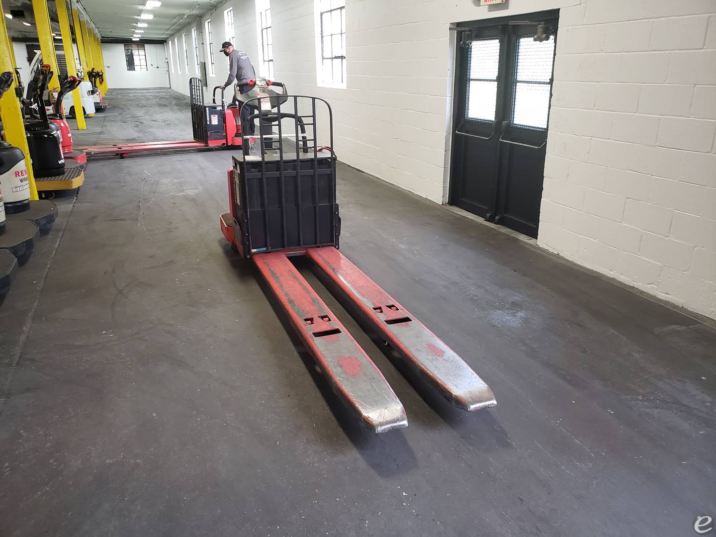 2007 Raymond Electric Walkie/Rider Pallet Jack | Eliftruck