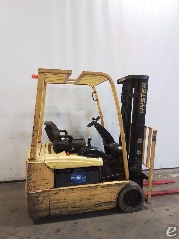 2006 Electric Hyster J40ZT Electric 3 Wheel Sit Down