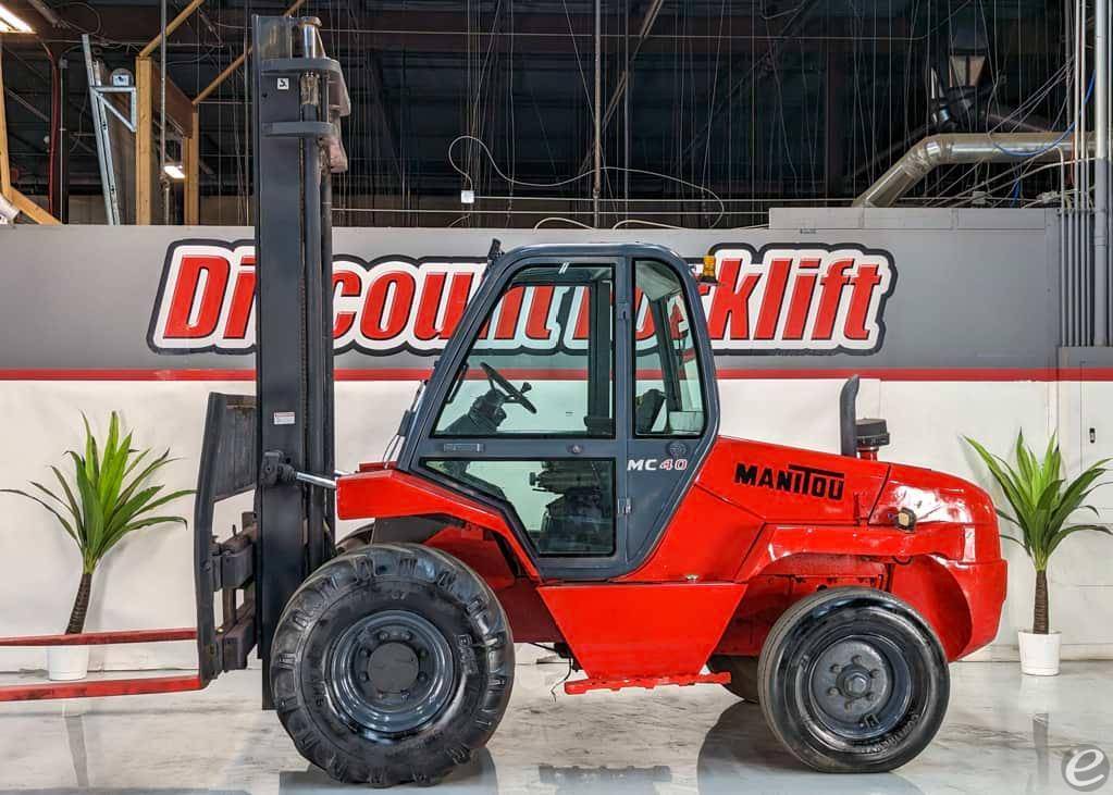 2006 Diesel Manitou Rough Terrain Forklifts MC40 - 123Forklift