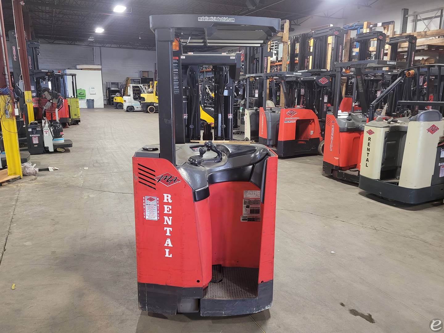 2010 Electric Raymond Sit Down Rider 420-C35QM - 123Forklift