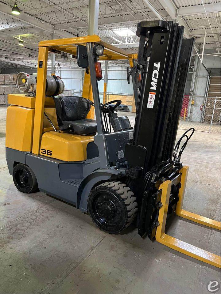 2011 LP Gas TCM Cushion Tire 4 Wheel Sit Down (Indoor Warehouse ...