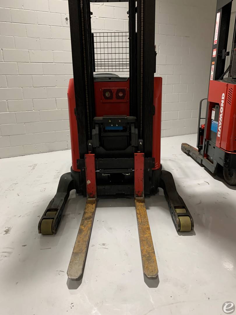 2014 Electric Raymond 750-R45TT Electric Narrow Aisle Single Reach