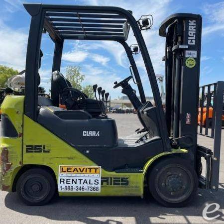 2020 LP Gas Clark Forklifts S25C - 123Forklift