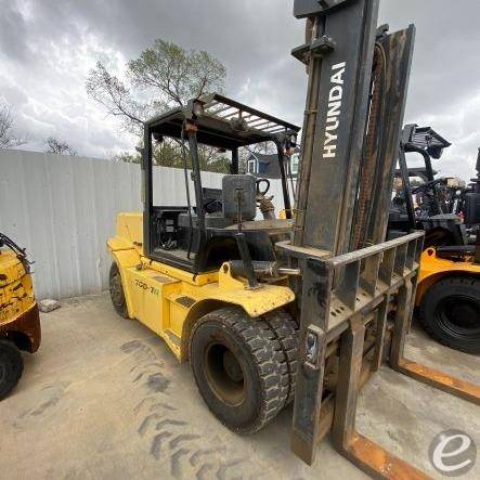 2012 Diesel Hyundai 70D-7A Pneumatic Tire 4 Wheel Sit Down