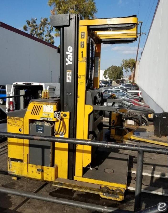 2015 Electric Yale OS030EF Electric Order Picker