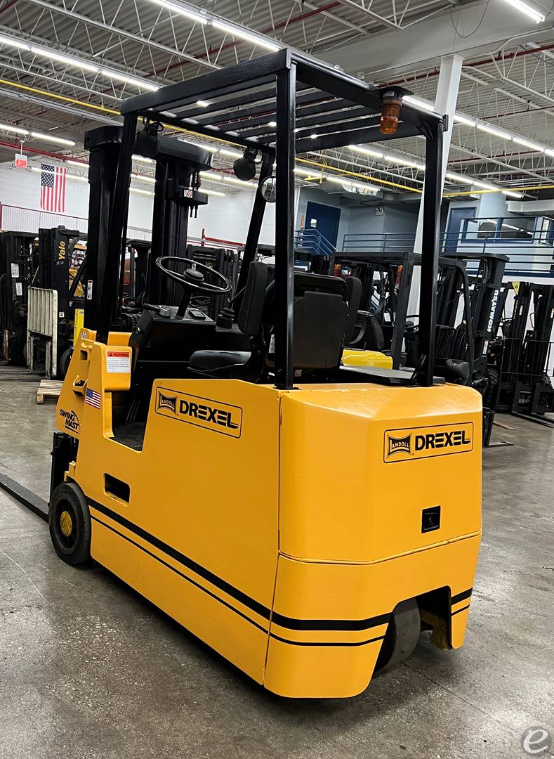 1999 Electric Drexel SLT30 Electric Man Down Swing Reach Turret