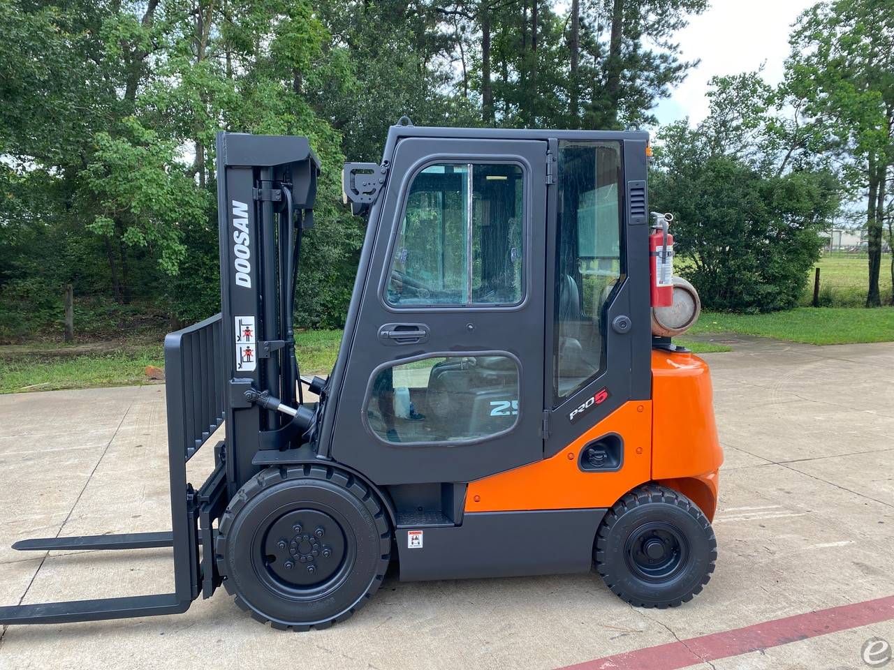 2014 LP Gas Doosan G25E-5 Pneumatic Tire 4 Wheel Sit Down