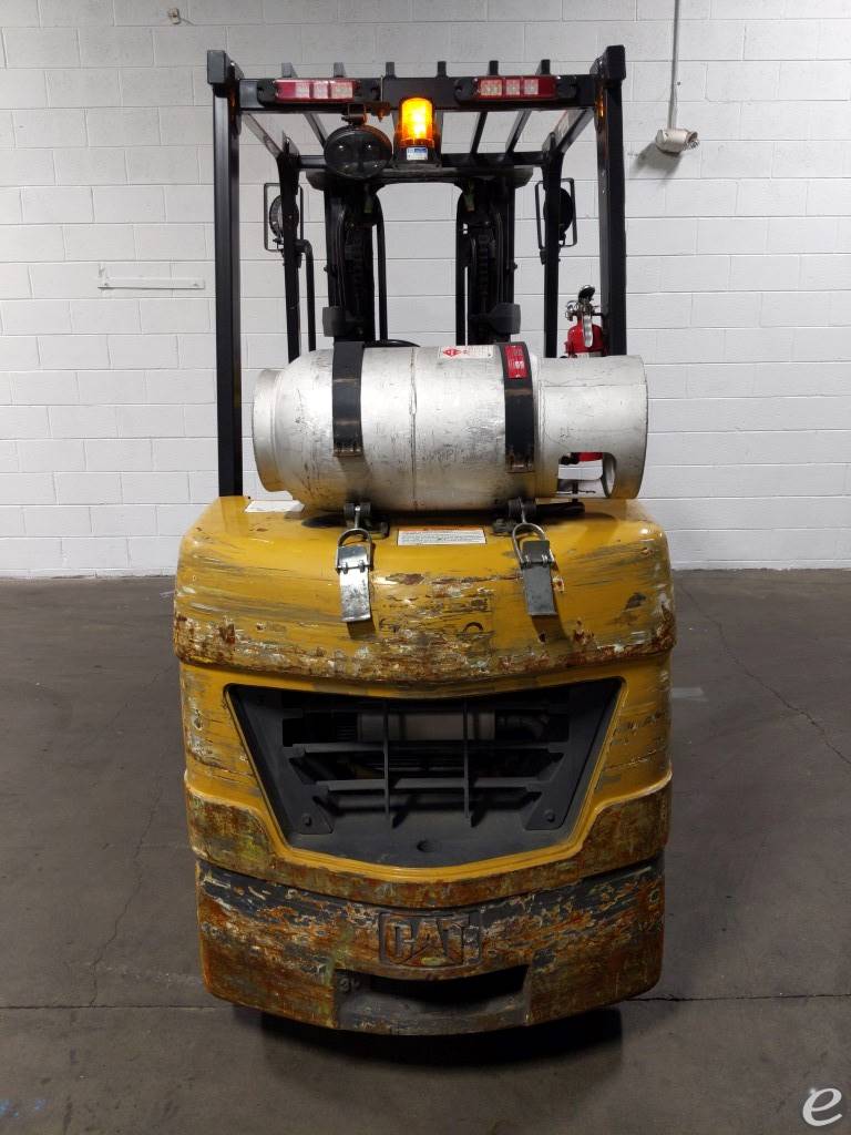 2016 LP Gas Cat 2C6000 Cushion Tire 4 Wheel Sit Down (Indoor Warehouse)