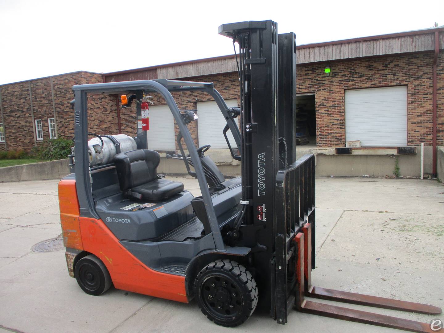 2018 LP Gas Toyota Sit Down Rider 8FGCU30 - 123Forklift