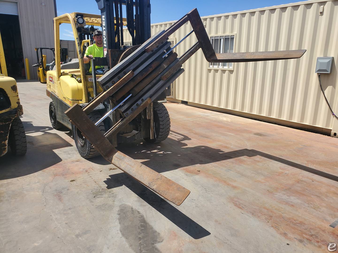 Cascade Rotator (Rotating Forks) | Eliftruck