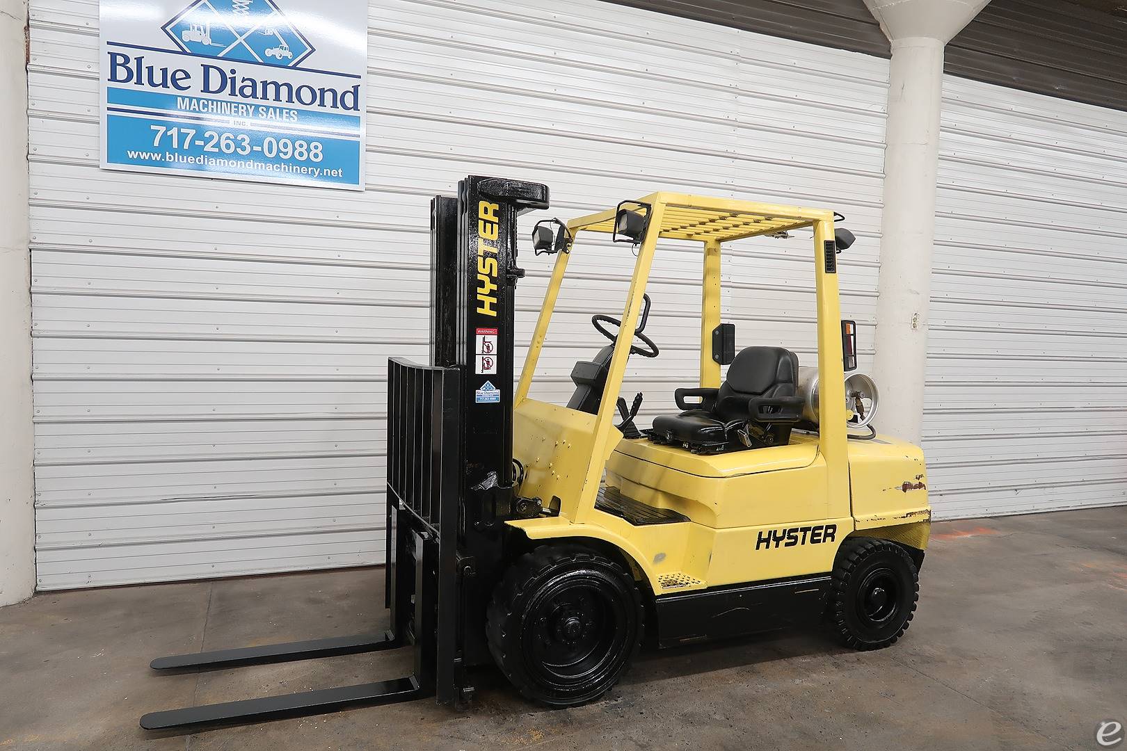 1999 LP Gas Hyster Sit Down Rider H60XM - 123Forklift