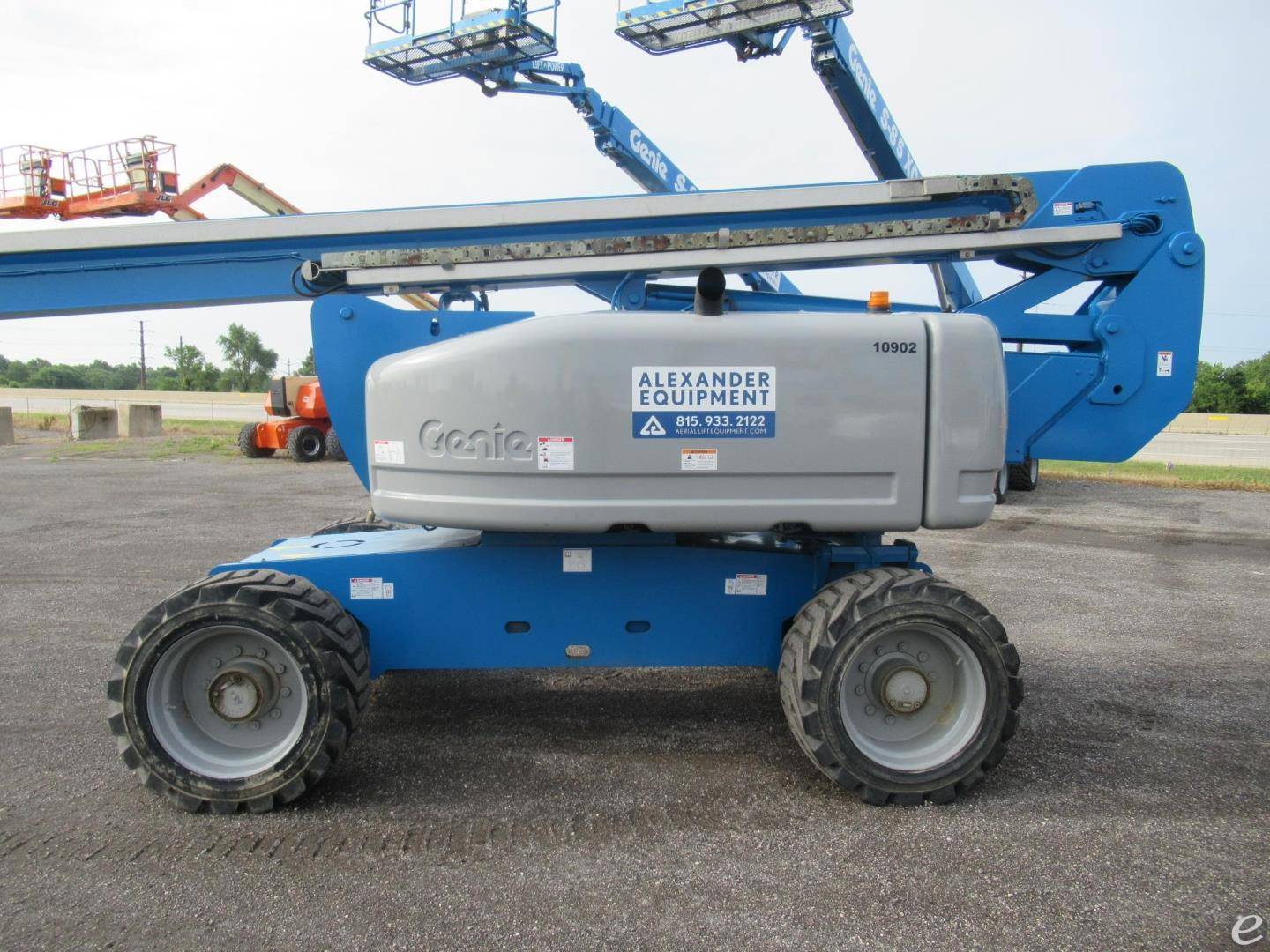 2010 Diesel Genie Z80/60 Articulated Boom
